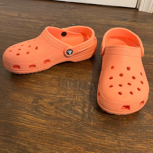 CROCS | Shoes | Crocs Classic Clog Papaya Size 6 Mens 4 | Poshmark